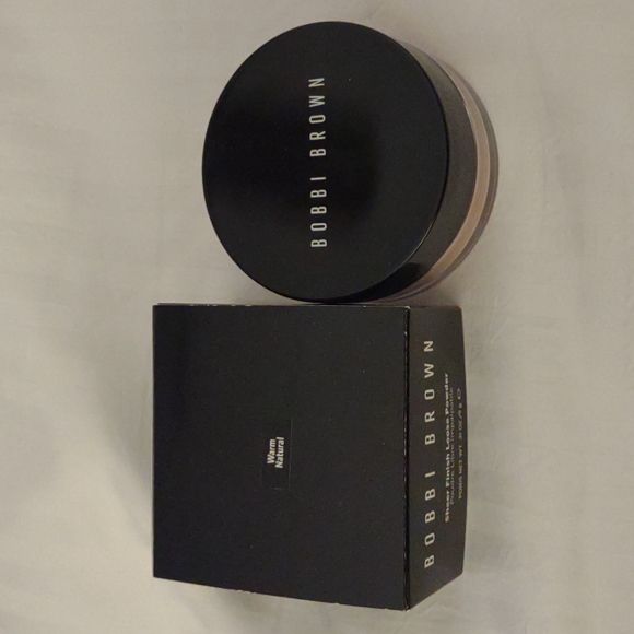 Bobbi Brown | Makeup | New In Box Bobbi Brown Sheer Finish Loose Powder ...
